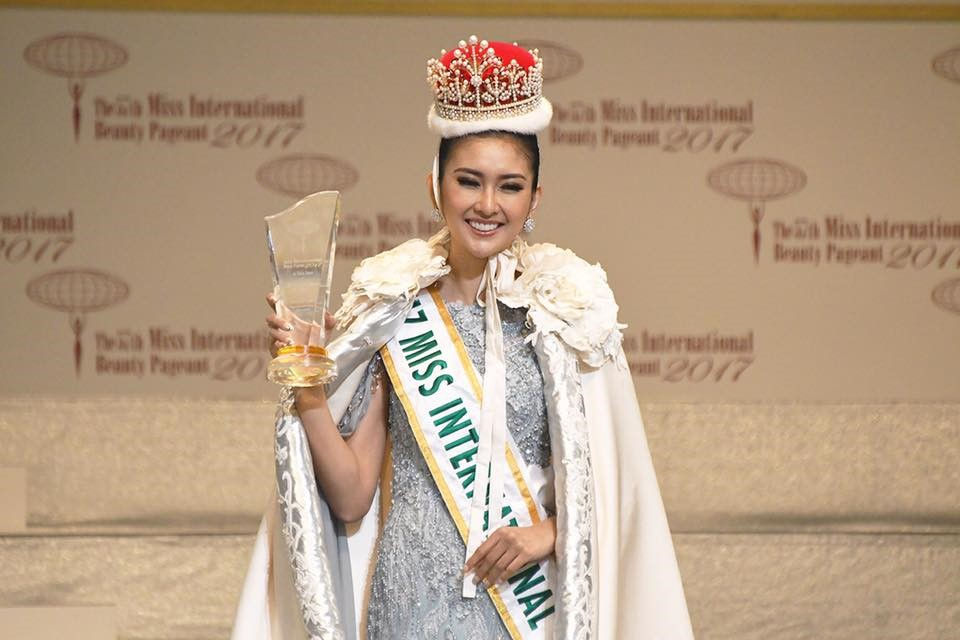 The Big 4 Beauty Pageants Trophies: Miss Universe, Miss Earth, Miss ...