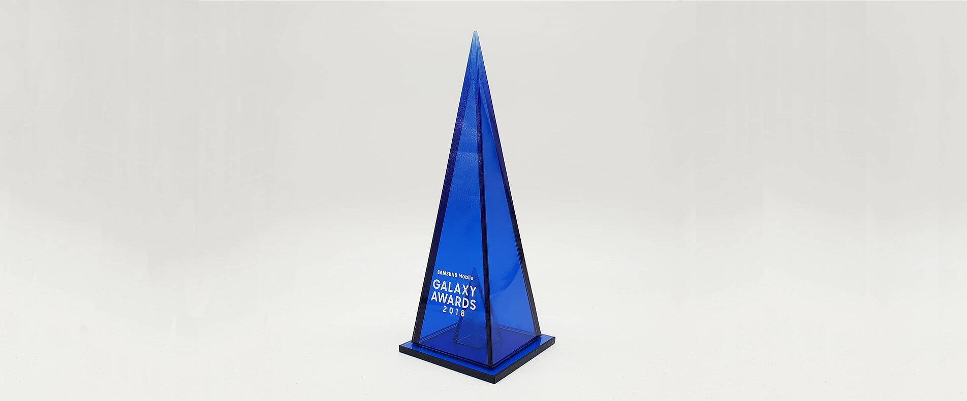 Award Plaques, Trophies & Medals Online: Awards Central Philippines