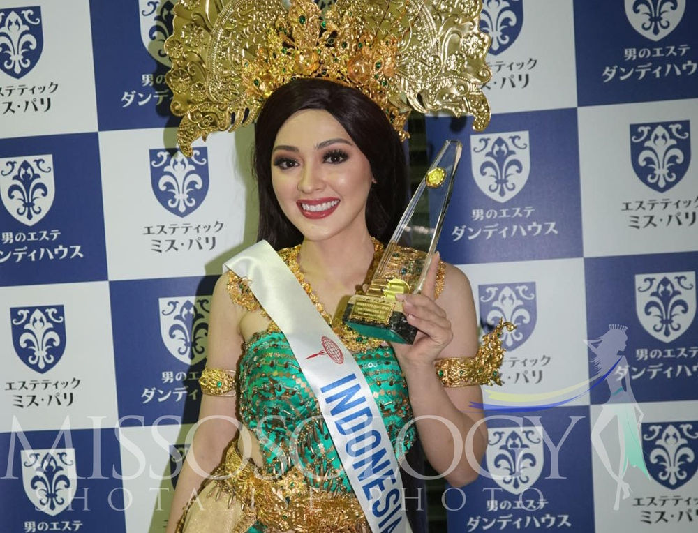 The Big 4 Beauty Pageants Trophies: Miss Universe, Miss Earth, Miss ...