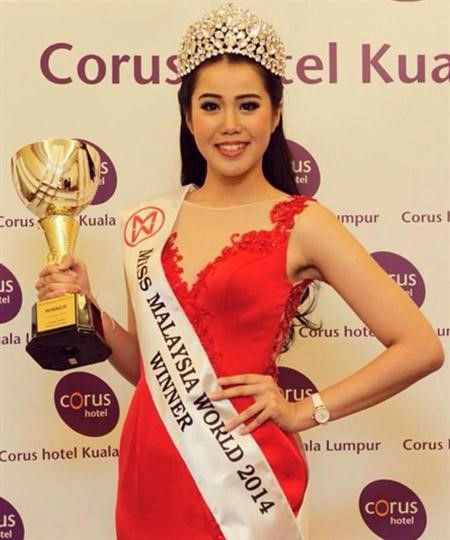 The Big 4 Beauty Pageants Trophies: Miss Universe, Miss Earth, Miss ...