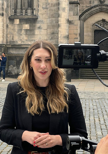 Home | Dr Madeleine Pelling