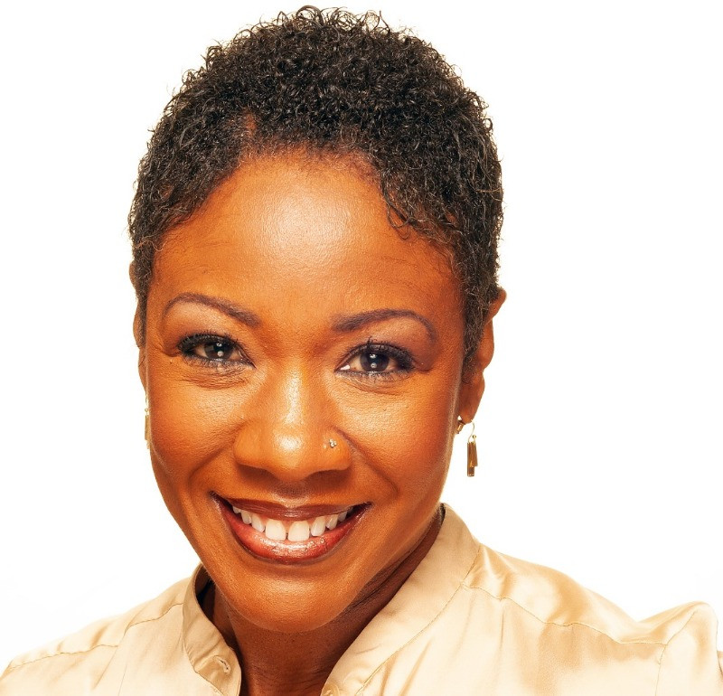 Jennifer Lynn Bell Biography