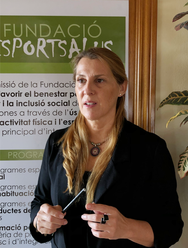 Dña. Mariona Corbella, Premio Consejo COLEF 2024, por una trayectoria ...