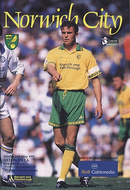 Referee Keith Cooper