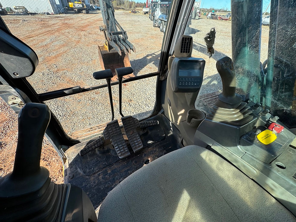 Used John Deere 225D LC Excavator For Sale