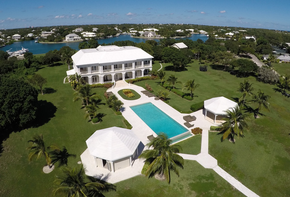 Pool Maintenance | Gunite Pools of Bahamas | New Providence