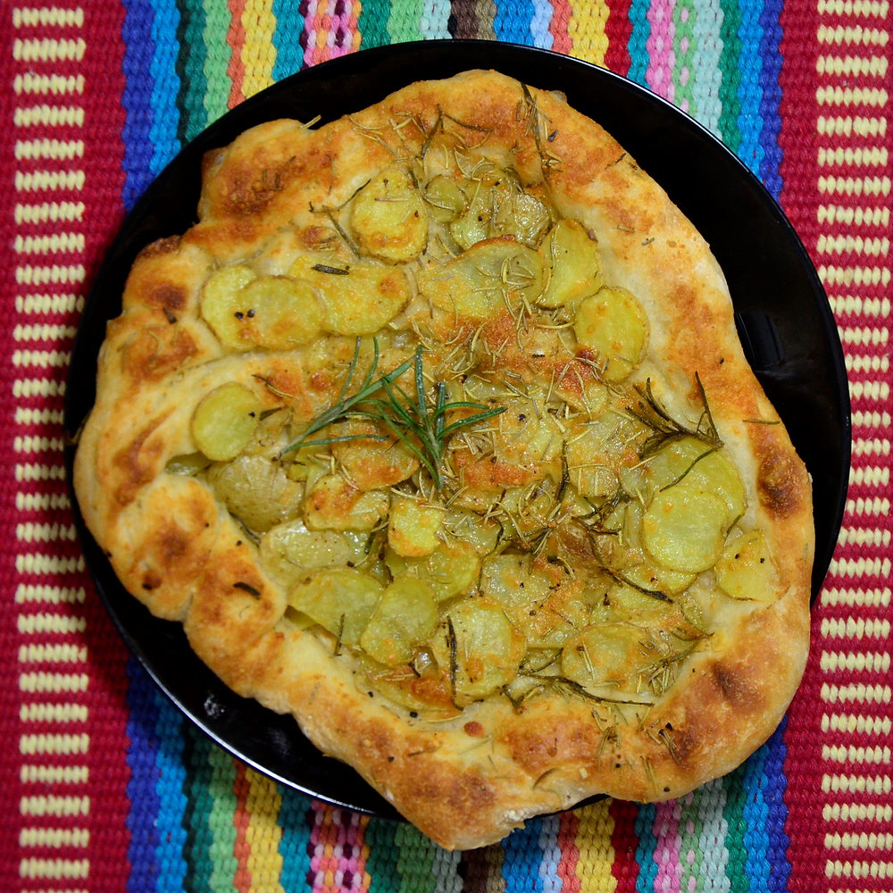 Pizza de papa y romero