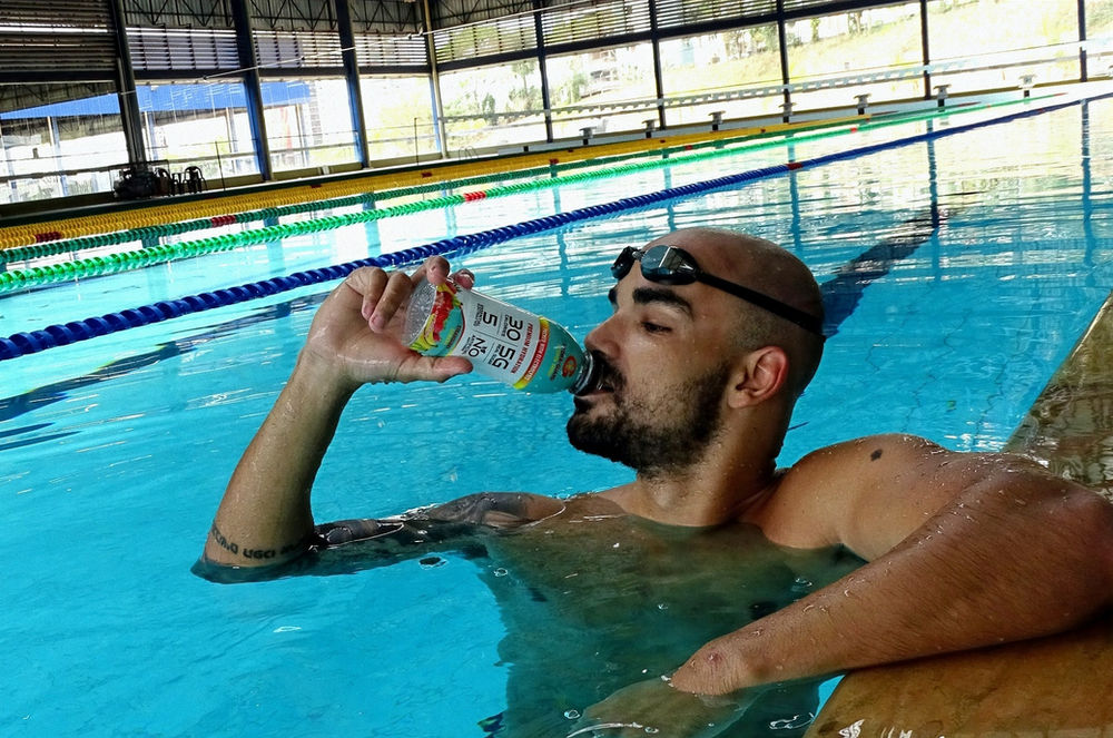 A Professional Athlete's Guide to Proper Hydration | Hydra-Guard Sports ...