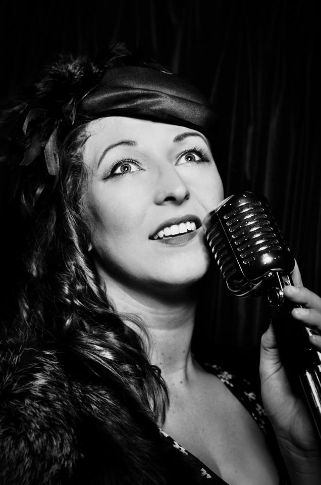 Vintage Singer | Kitty LaMare | Leeds