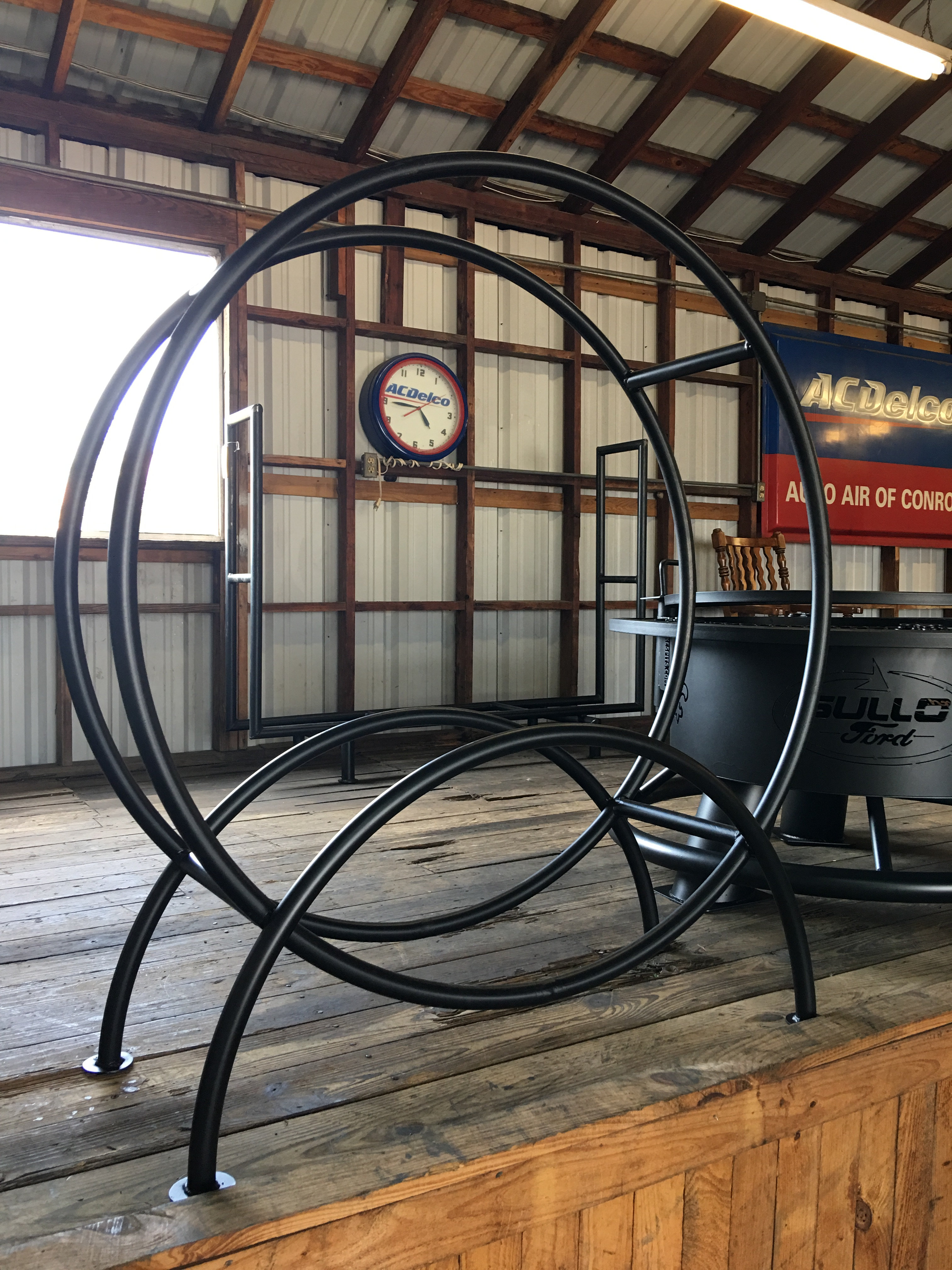 FULL CIRCLE FIREWOOD RACK | WILKE'S BADASS PITS