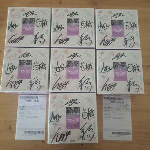 ILLIT 1st Mini Signed Kpop Album 'SUPER REAL ME' – Real Me Ver ...