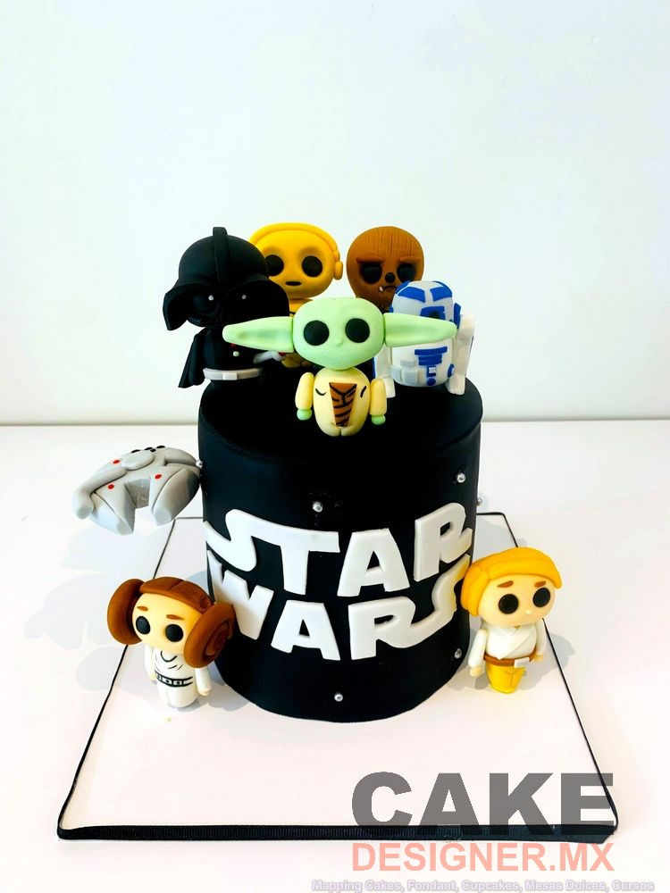 Pastel de Fondant Star Wars con 1 figura | Cakedesignermx