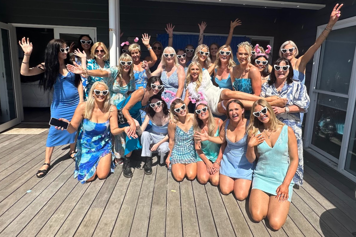 BOTTOMLESS COCKTAILS | Hens Night Party Melbourne