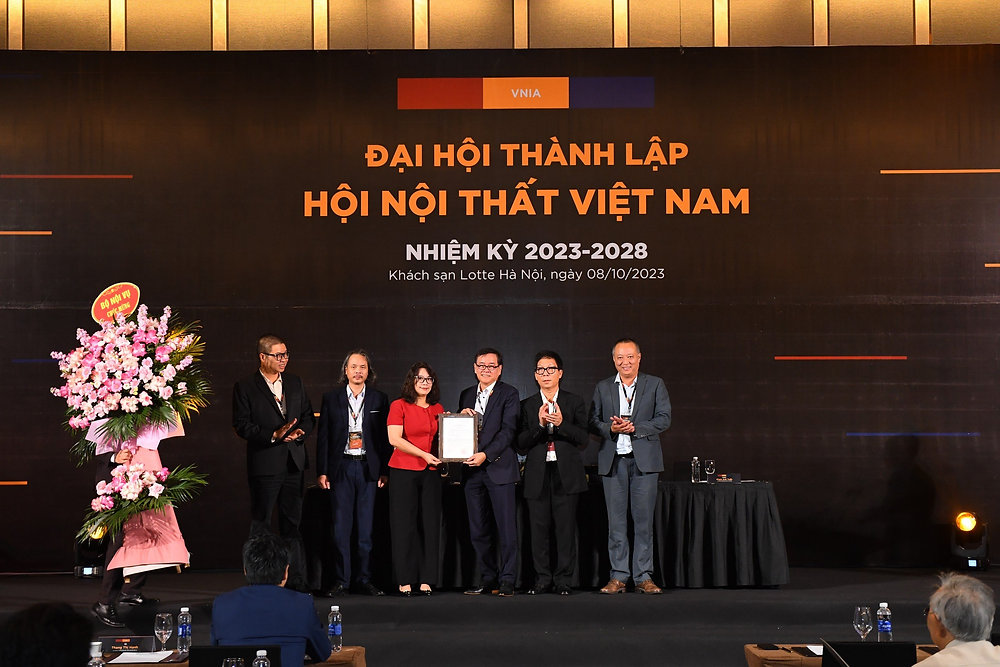 VIETNAM INTERIOR ASSOCIATION - A NEW TURNING POINT FOR THE VIETNAM ... VIETNAM INTERIOR ASSOCIATION - A NEW TURNING POINT FOR THE VIETNAM ...