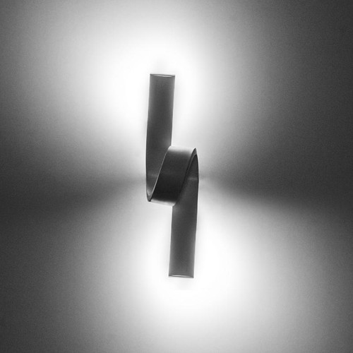 CURL WALL | CARA Lighting