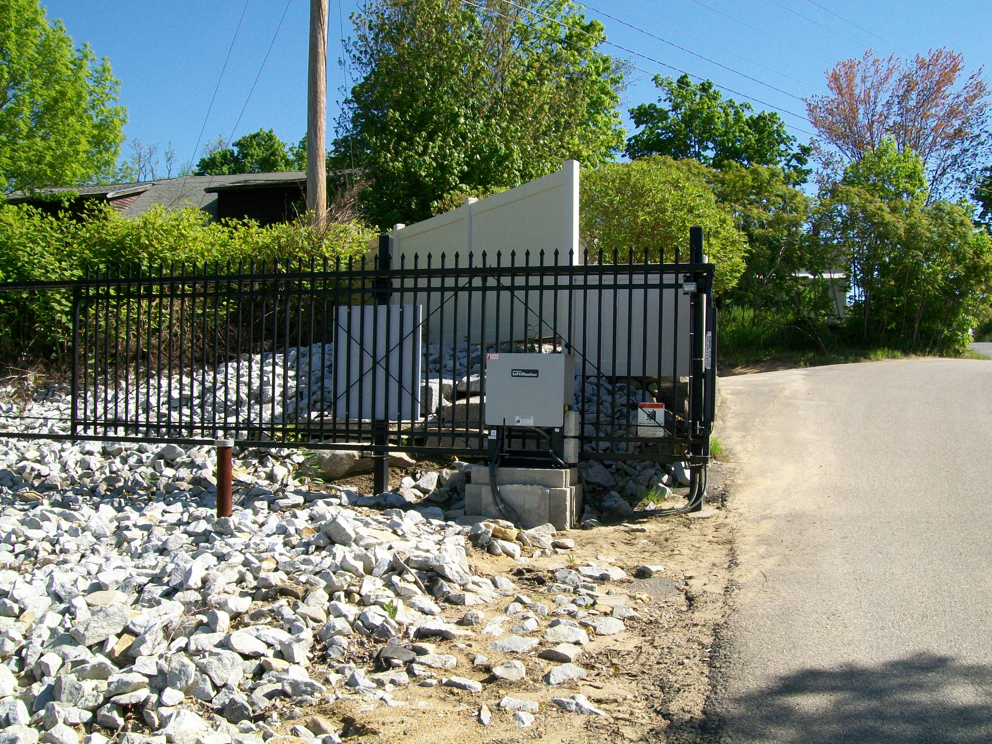 Slide Gates | granite-state-gate
