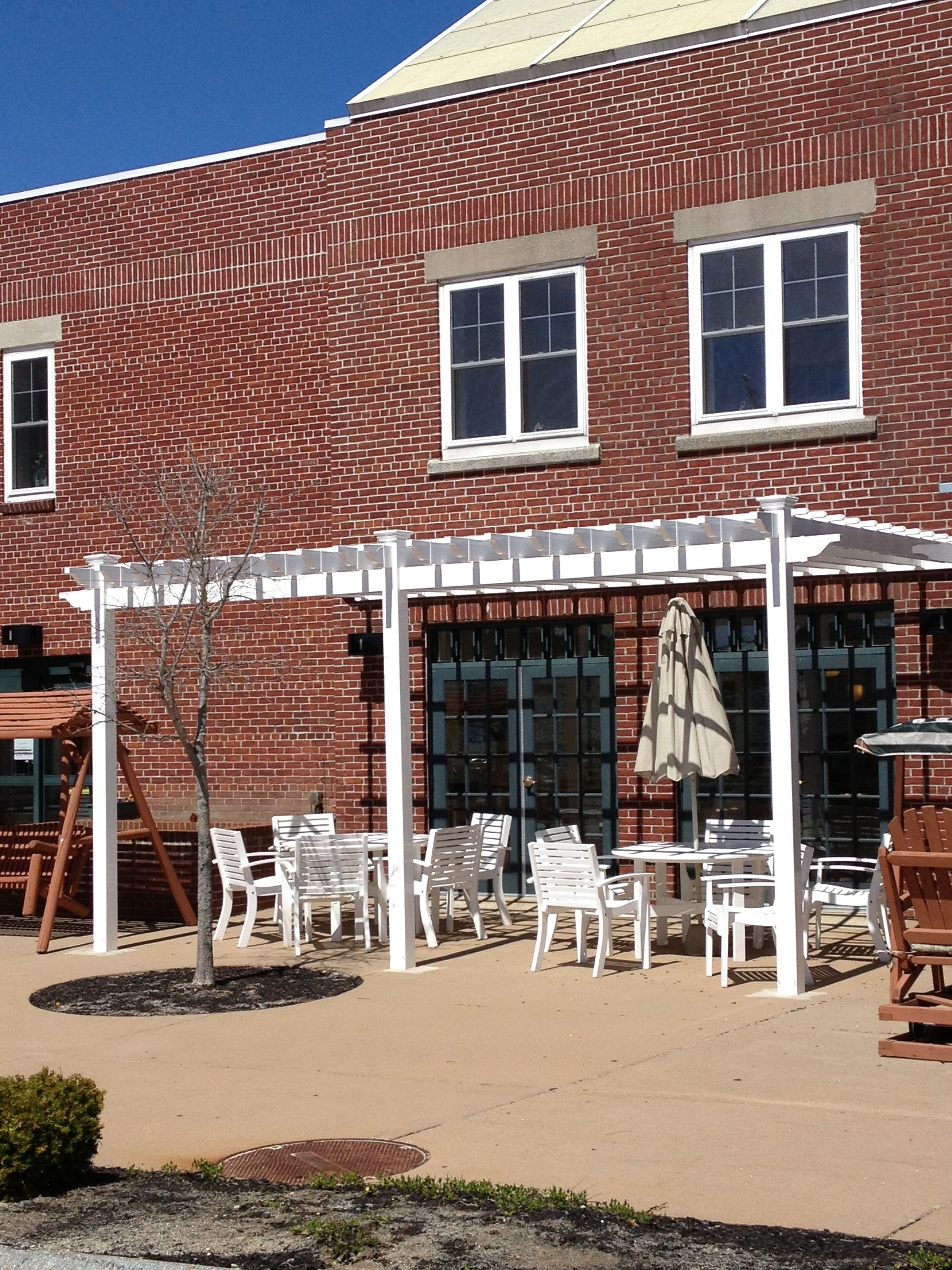 Vinyl Fences Inc.-Structural Pergolas-NH