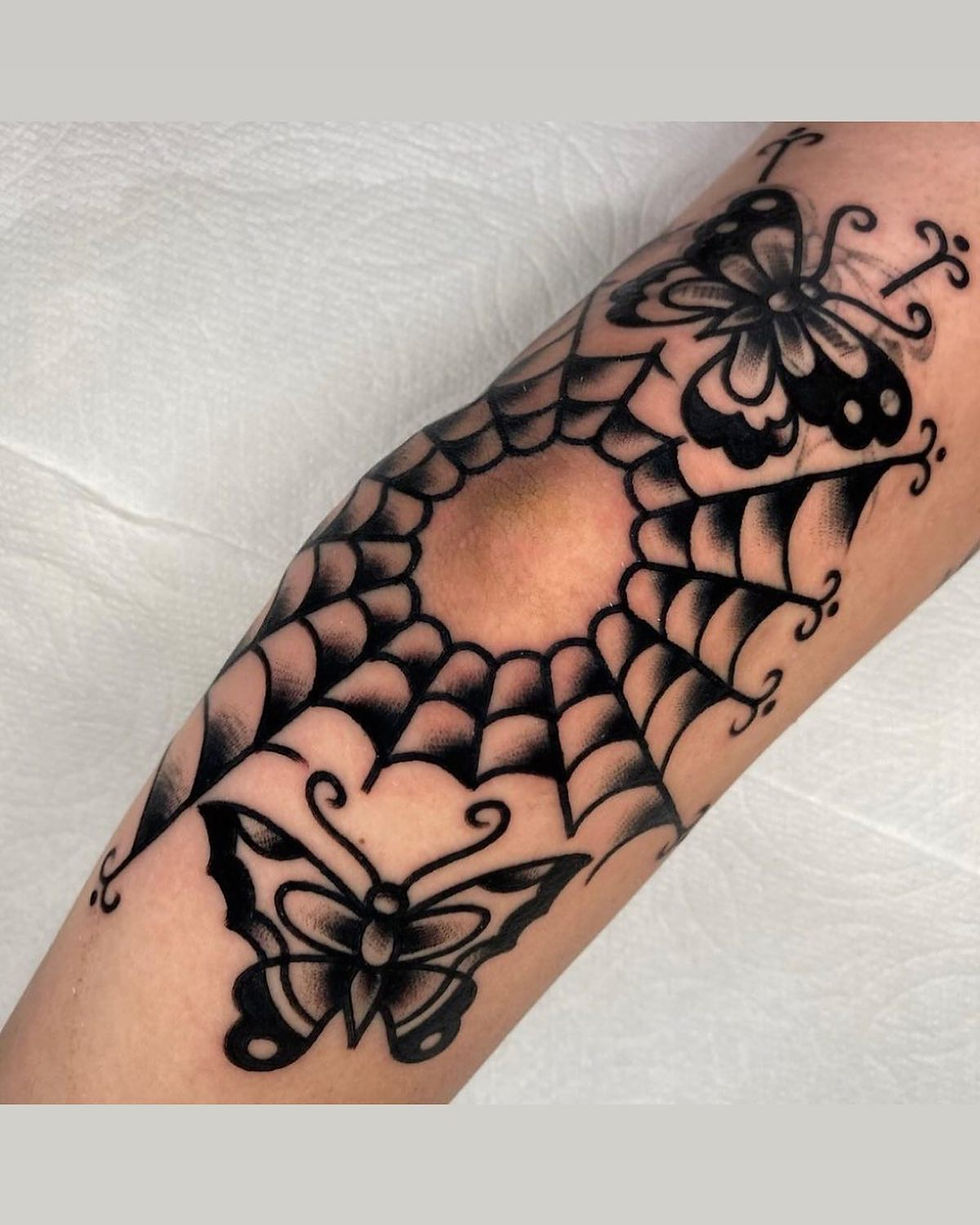 Clarissa Knight | Halo Tattoo Collective