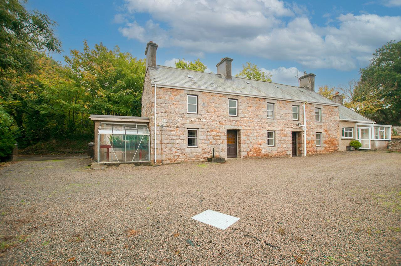 3 Bed Country Residence
