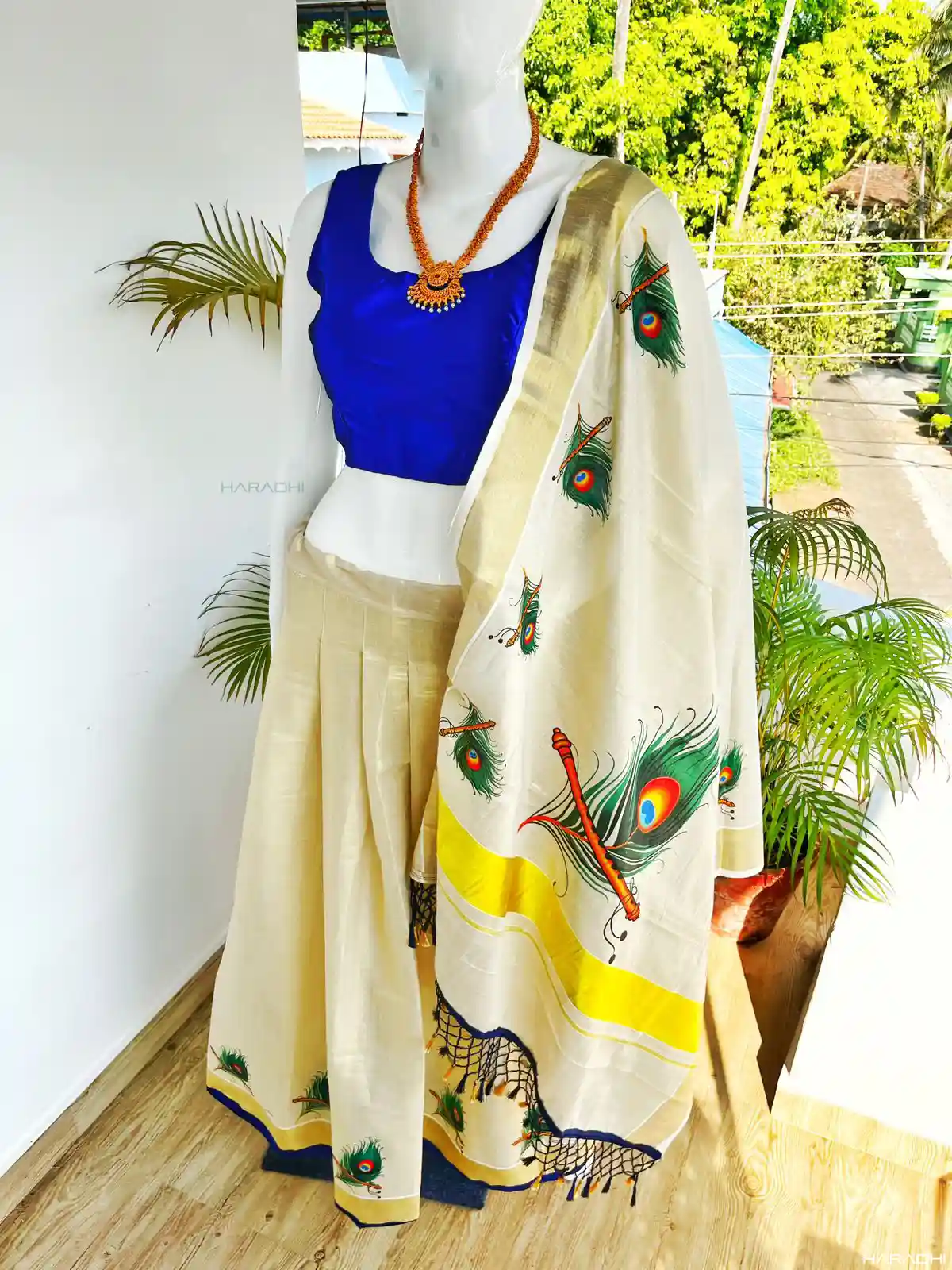 Buy Dhavani Set Online | Haradhi.com