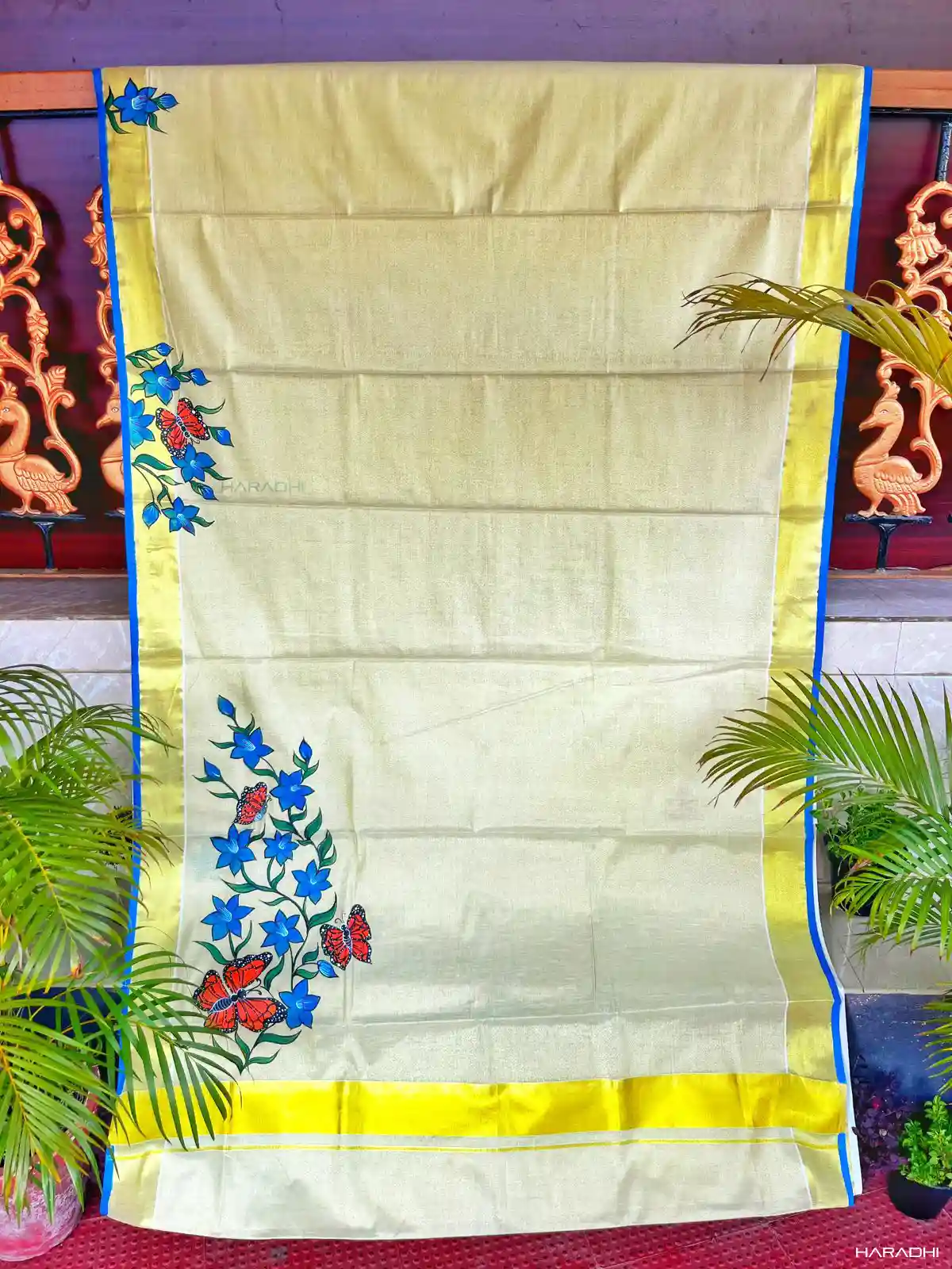 Buy Traditional Kerala Saree Online at the Best Price | HARADHI 3/8