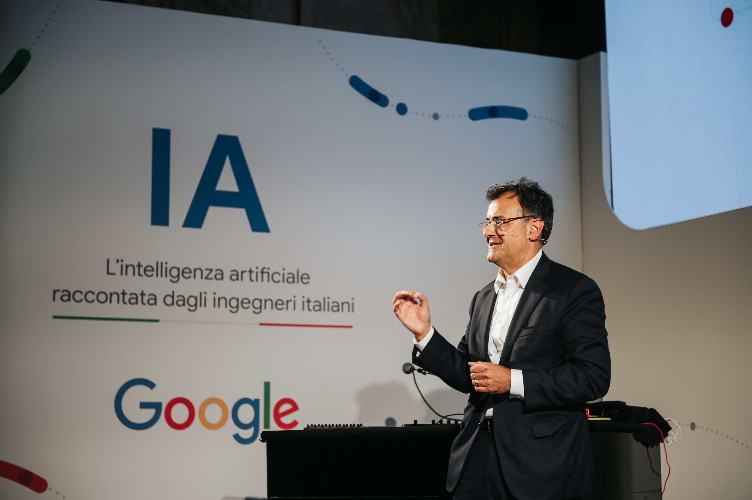 Google | Innovation in a Box