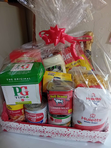 Traditional Food Hamper | Rose & Crown Ltd