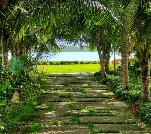 Utopia Gardens | BAH Wedding Guide