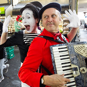 Multilingual Performers - French | Bloom Entertainment by Design