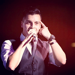 Multilingual Performers - Greek | Bloom Entertainment by Design