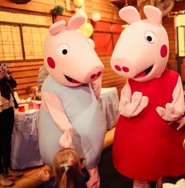 Peppa Pig's Muddy Puddle Adventure | Wally Jolly