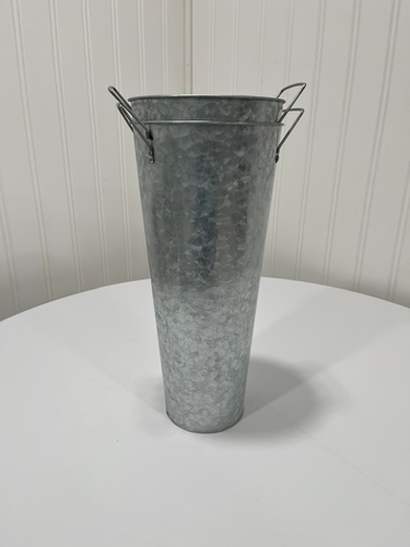 Sand buckets for sparklers | Piney Grove Ranch