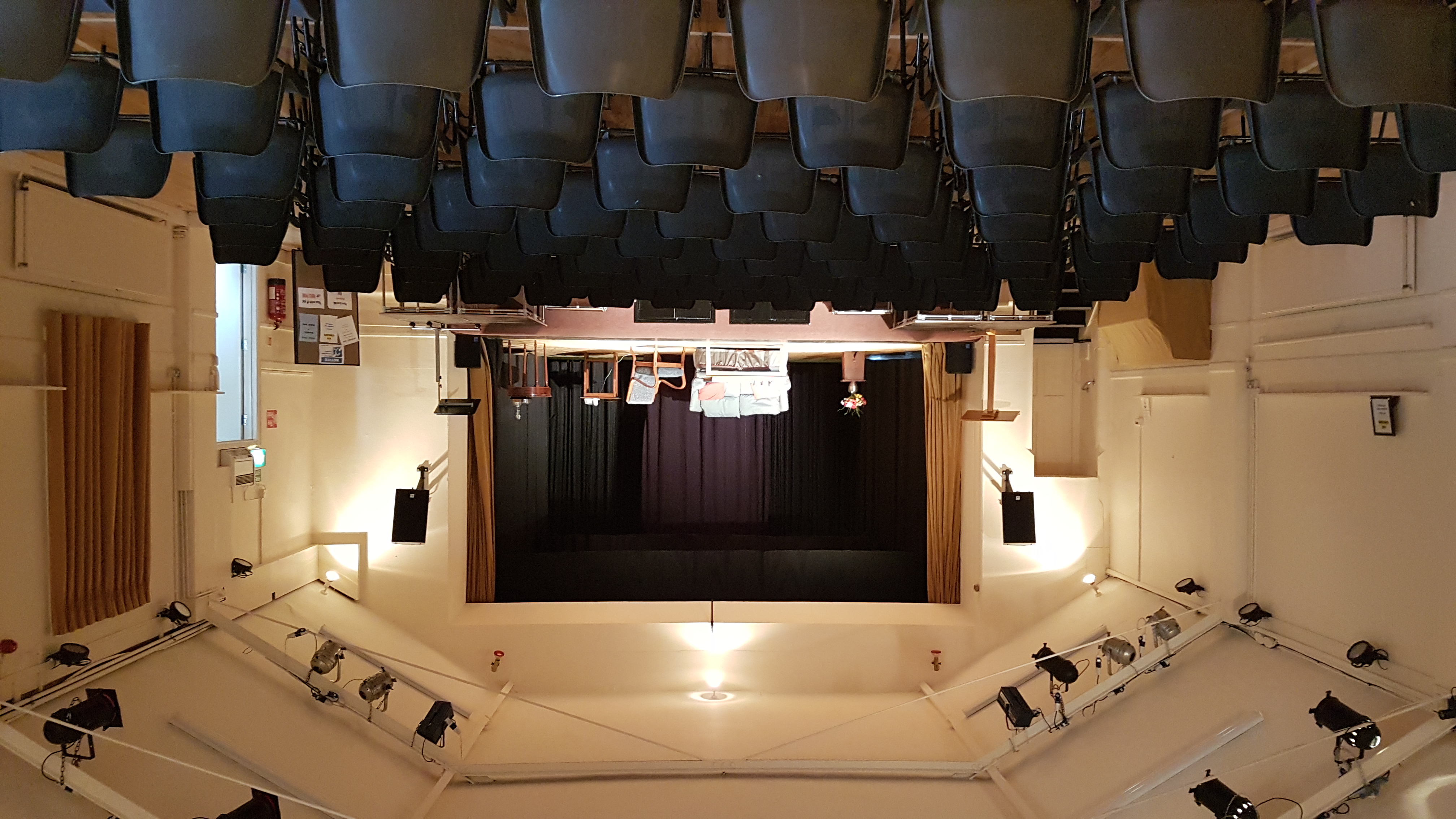 Redbourn Village Hall/ Community Centre/ Party Hire/ Concert Venue