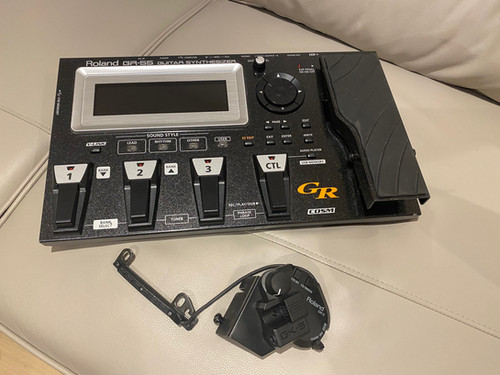 Roland GR55 Guitar Synth and Pickup | The Guitar Shack