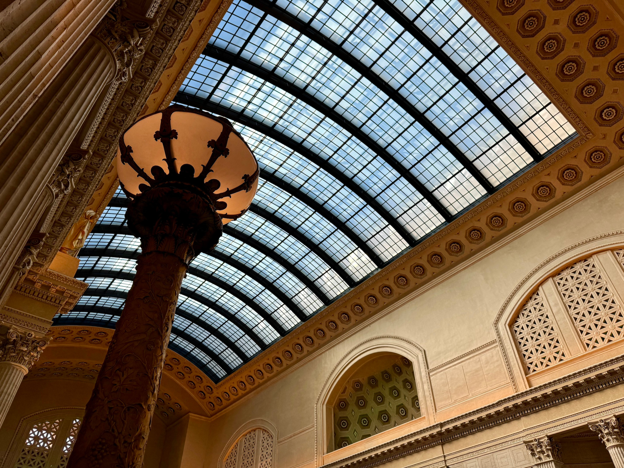 Hollywood on the Rails: Movies and TV in Chicago's Union Station ...