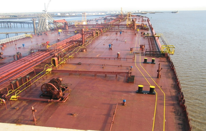 Procedure of Loading and Discharging Operation on Oil Tanker.