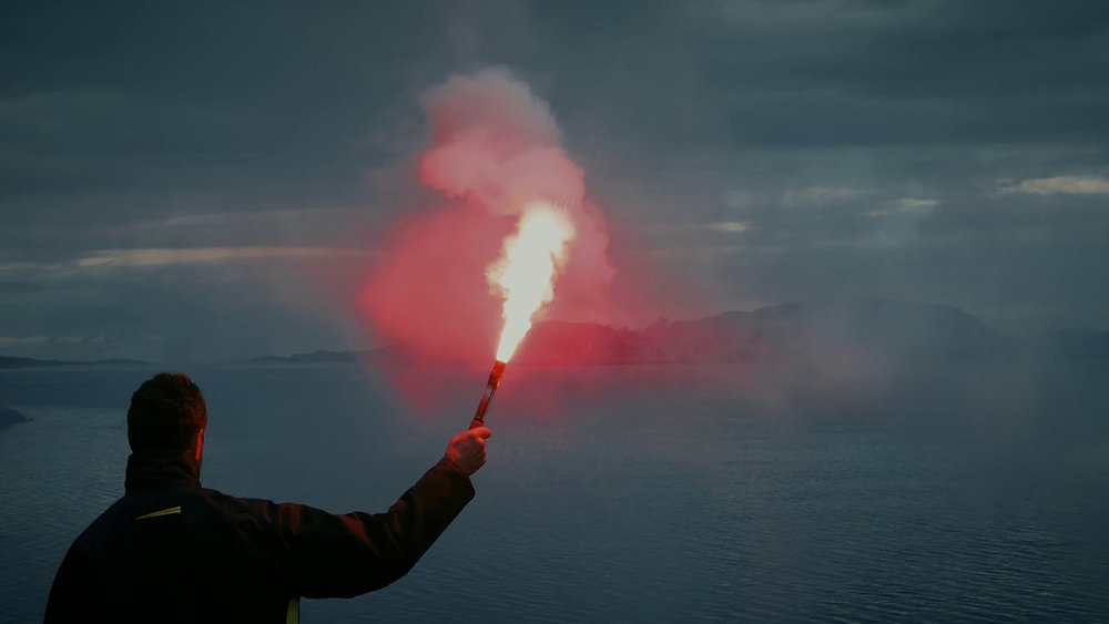 Marine Rocket parachute Flare, Hand flare, Buoyant smoke signal ...