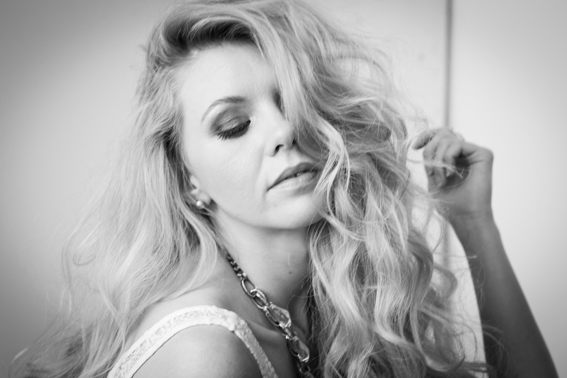 CANDICE SAND | Singer, Songwriter, & Recording Artist