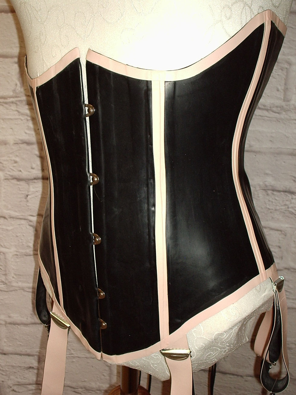 WESTWARD BOUND HEAVY GAUGE RUBBER CORSET LACE UP GIRDLE WITH SUSPENDERS ...