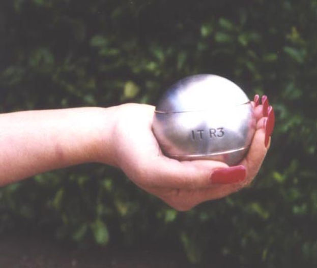 Petanque, the five things you can do for the perfect throw 2. Grip