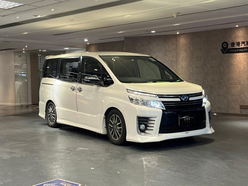 2015 TOYOTA VOXY | Vision Motors HK Ltd