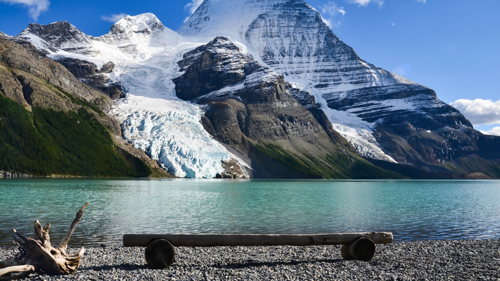 Berg Lake Trail Hiking and Camping Guide (2020)