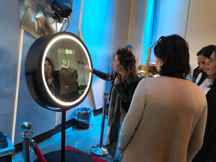 Fab Foto Booth/ Las Vegas and Henderson Photo Booth Rental/ Nevada