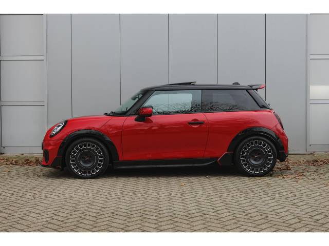 2025 F66 MINI Cooper JCW vs 2016-2023 F56 MINI Cooper JCW: Key Differences