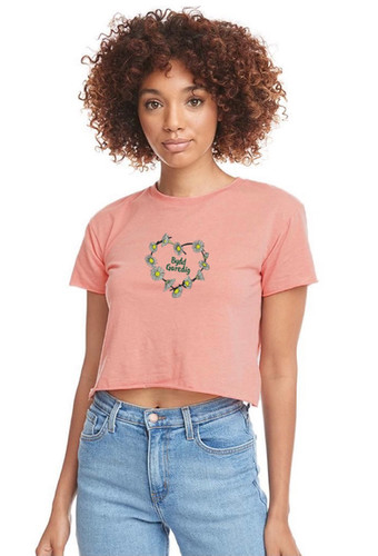 Short t-shirt 'Byd Garedig' Crop T-shirt | Clyd