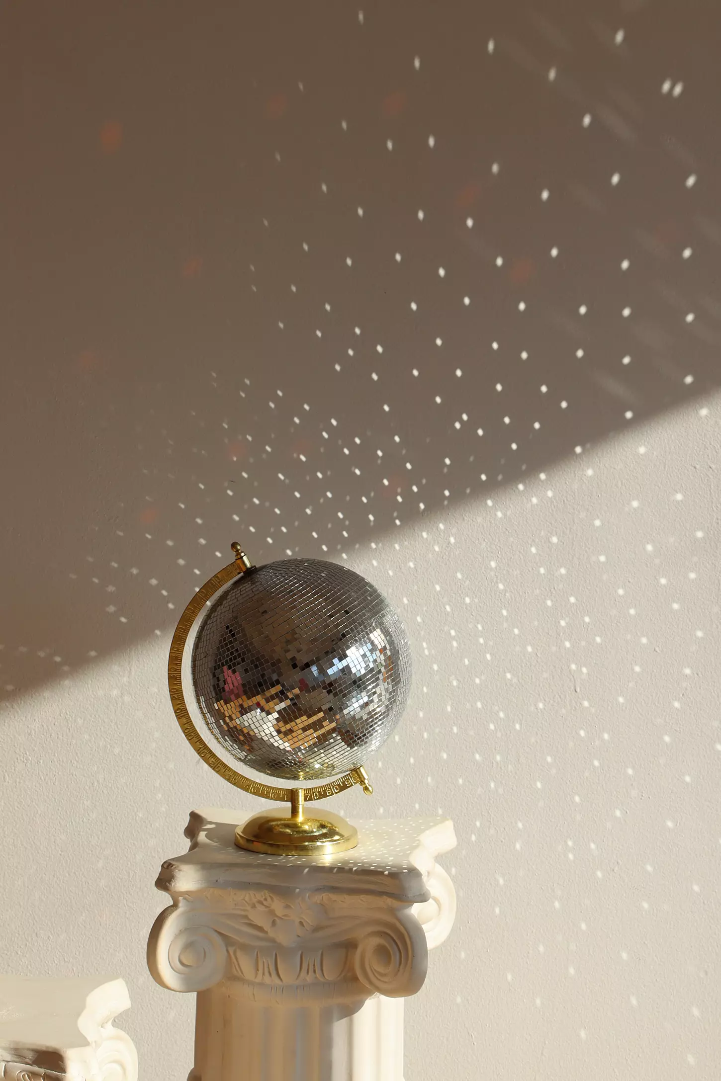 The Dazzling Return of the Disco Ball: A Revival in Modern Decor