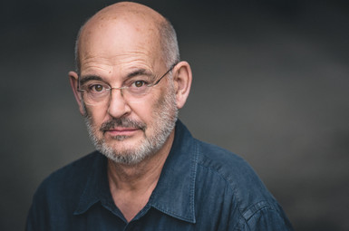 HEADSHOTS | Michael Carlo