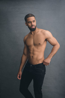 HEADSHOTS | Michael Carlo