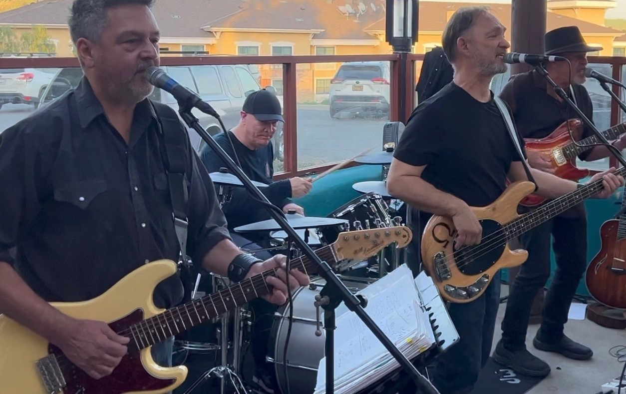 GALLERY | Breaking Point Band