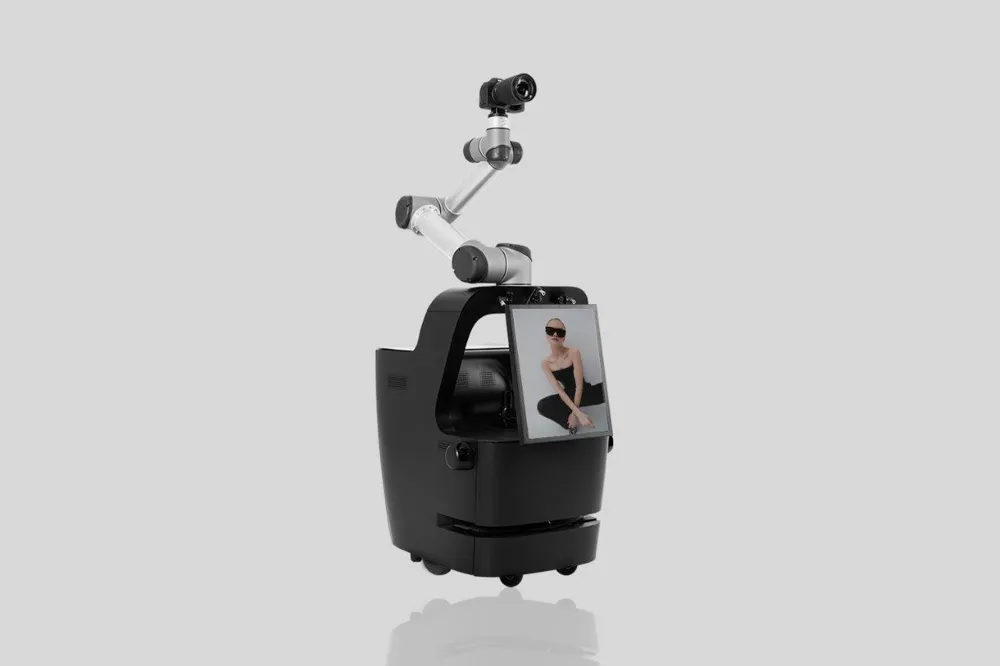 GENCY PB, le robot-photographe | Opm Citadel